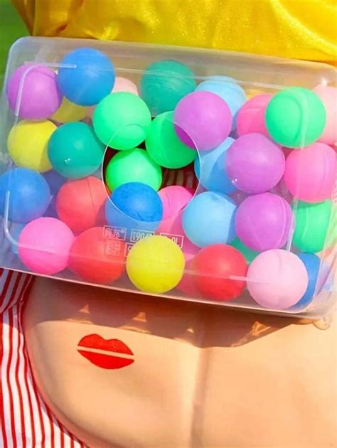32pcsset Chicken Lay Egg Shake Ball Box Funny Team Building Activity