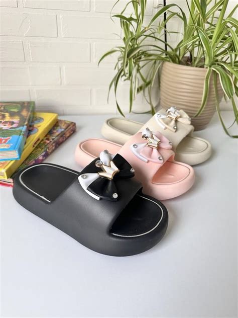 Крутезні шлепкі — ціна 580 грн у каталозі Шльопанці Купити жіночі речі за доступною ціною на