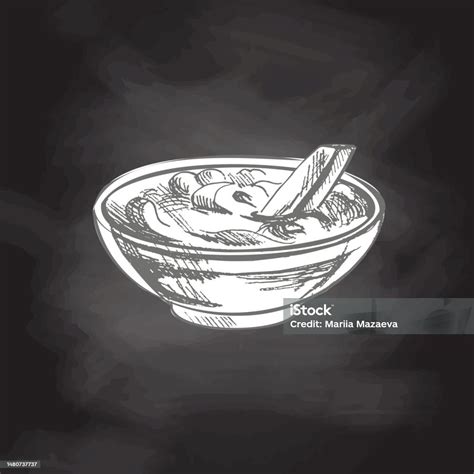 칠판 배경에 격리된 토마토 소스를 곁들인 감자 튀김 감자의 손으로 그린 스케치 패스트 푸드 그림입니다 빈티지 그림 라벨 포장 및