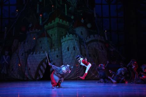 경남문화예술회관 유니버설발레단 호두까기인형 공연 파이낸셜뉴스