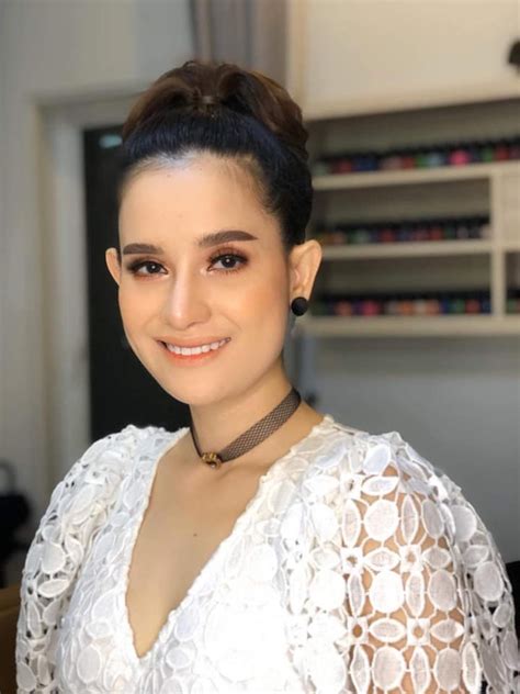 កូនស្រី កែវ ស្រីនាង កូនខ្មែរកាត់បរទេស កាន់តែធំស្រស់ស្អាត មិនចាញ់ម្ដាយ Khmerload Cambodia