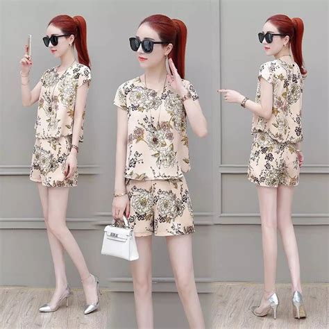 รุ่น 138 กางเกงขาสั้นแขนสั้นชุดลำลอง สไตล์เกาหลีชุดกีฬาผู้หญิงฤดูร้อนปี 2021 ใหม่ลายดอก พร้อมส่ง