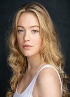 Christine Prouty Nue Dans Dracula The Original Living Vampire