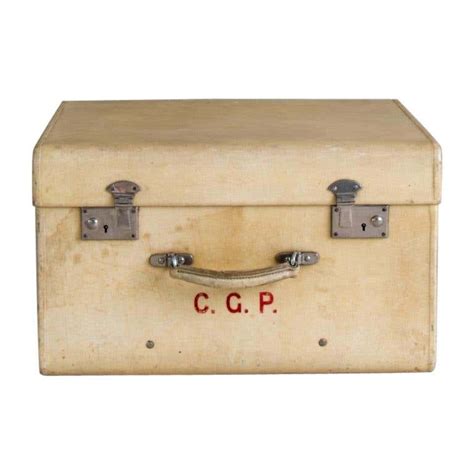 Small Trunks 100 For Sale On 1stdibs Small Steamer Trunk Small Vintage Trunk Vintage Small