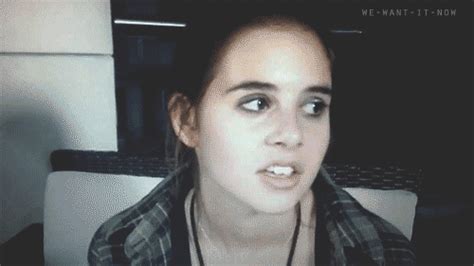 Evie Gif Find Share On Giphy