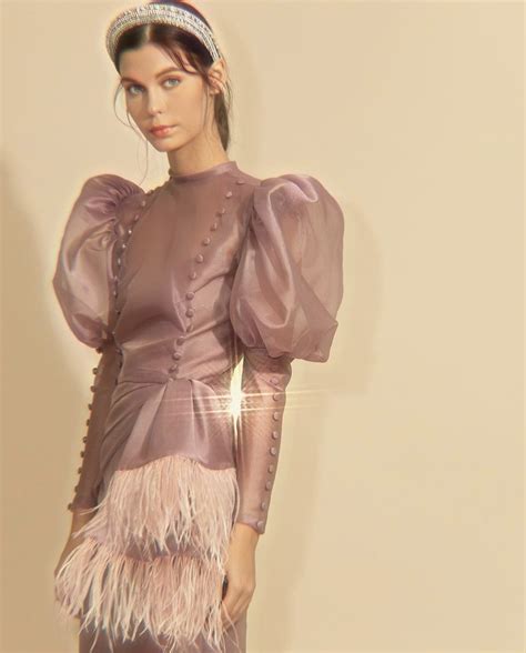 Karina H Quest Artists Models