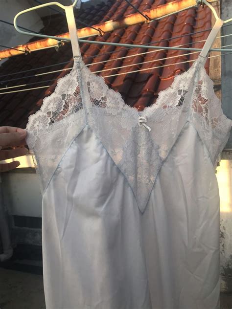 Slip Dress Lingerie Biru Muda Fesyen Wanita Pakaian Wanita Lainnya