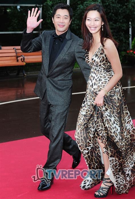 T포토 김진근 정애연 부부 나란히 레드카펫 밟아요