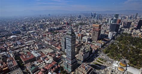 Ciudad De México Una Metrópolis Bulliciosa Y En Evolución Construida
