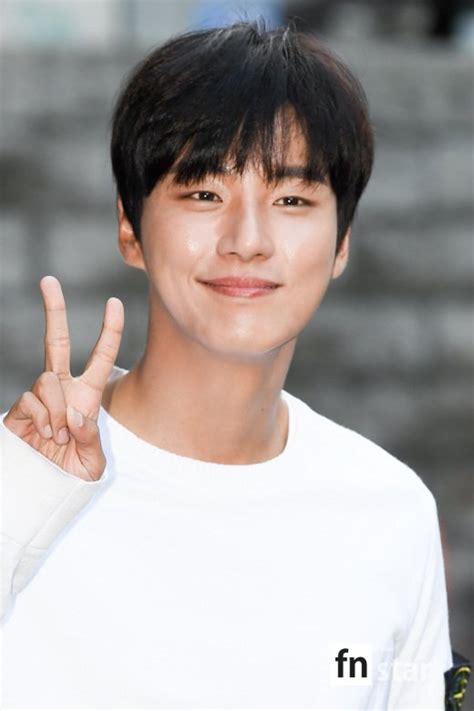 [포토] 윤시윤 ‘하트로 꽉찬 눈망울 Fn스타