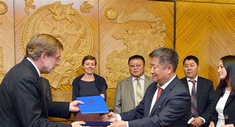 “Төвлөрлийг сааруулах бодлогын дэмжлэг” төсөл хэрэгжинэ