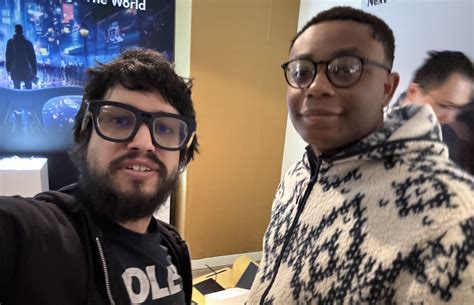 Ces Hands On With The Tcl Rayneo X Lite Ar Glasses Tech