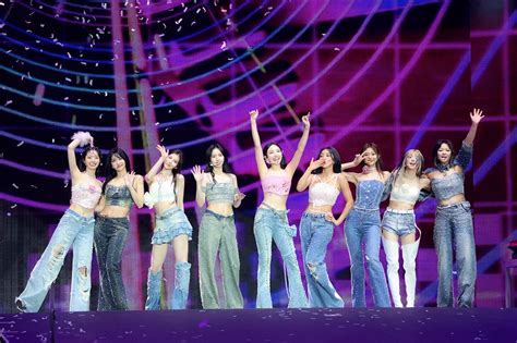 트와이스 스타디움 공연 4회 추가…누적 관객 100만 동원 연합뉴스