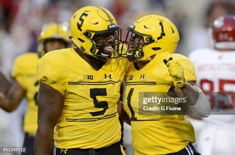 Jermaine Carter Jr Photos And Premium High Res Pictures Getty Images