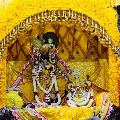 Radhavallabh Mandir Vrindavan Interesting Facts About This Ancient