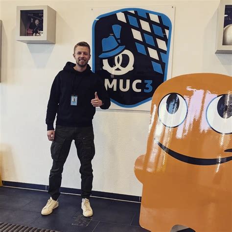 Maximilian Schmidt On Linkedin Workhardhavefunmakehistory Amazon