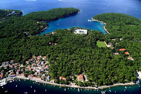 Discover Marco Polo – Vogue Yachting