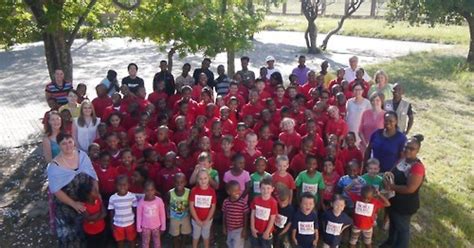 남아공서 성관계 경험 없는 여학생에게 장학금 준 학교 정부 폐지 권고