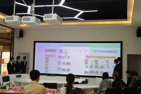 电子商务、跨境电子商务专业2022届毕业设计作品展暨就业对接会圆满结束 商学院门户网