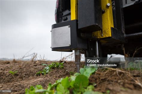 토양 샘플링 토양 프로브 샘플러로 샘플을 채취하는 토양 시료에 대한 자동 프로브 환경 보호 유기 토양 인증 연구 농업에 대한