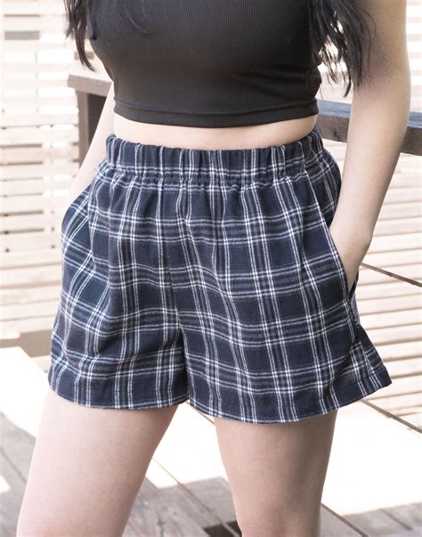 Easy Elasticized Waist Shorts Sewing Pattern Patterns For Less