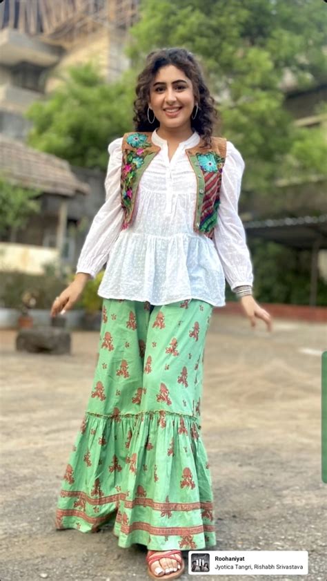 Geetika Mehandrus Feet