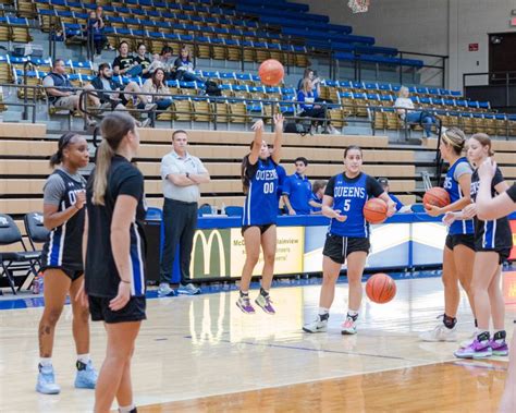 Absolute Hysteria 🏀 Our Flying Queens And Pioneers Showed Off During