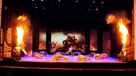 Бөртэ чоно Улаанбаатар театрын бүжигчид гоцлол бүжигчин СТА Б Норовбанзад Э Мөнх Алдар Youtube