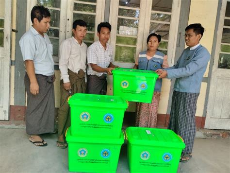 စလင်းမြို့နယ်တွင် လေပြင်းတိုက်ခတ်မှုကြောင့်ထိခိုက်ခဲ့သည့် ပြည်သူများအား ထောက်ပံ့ငွေနှင့် ပစ္စည