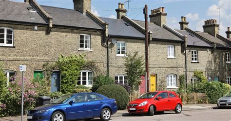 Bizarre Highway Code Rule Means You Could Be Fined £1 000 For Parking In Wrong Direction Mylondon