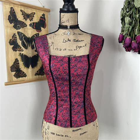 90s Vintage 100 Silk Floral Rose Brocade Patterned Depop