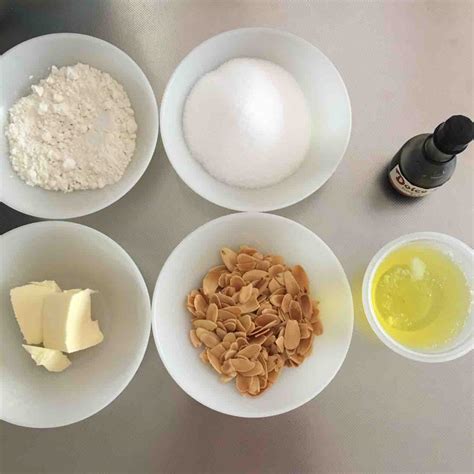 余った卵白で作る♪かりかり食感【アーモンドクッキー】 うさぎ食堂へようこそ Powered By ライブドアブログ