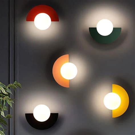 Applique Murale Colorée Moderne Creative à Led Lumeers