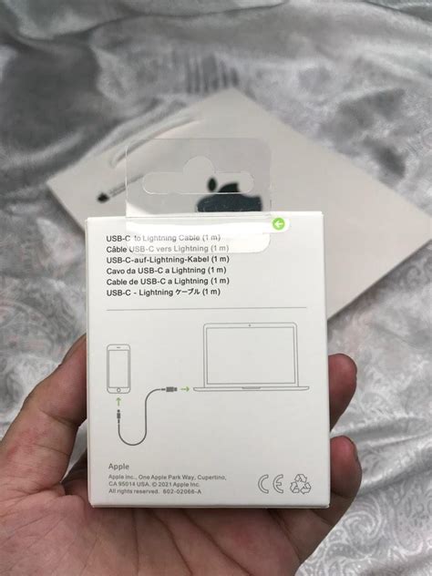 W USB C POWER ADAPTER And USB C LIGHTNING CABLE Mobile Phones Gadgets Mobile Gadget