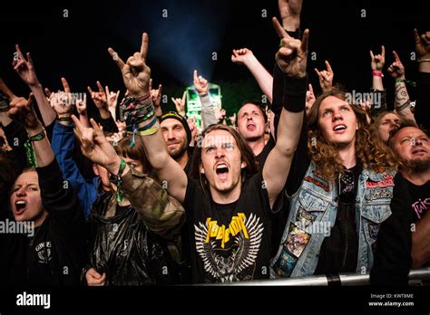 Metall Fans Collecting All New Nu Metal Fans On Youtube Slipknot