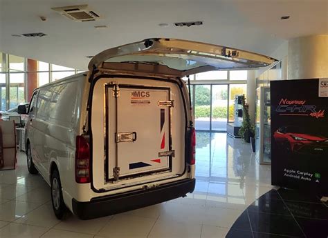 Prix Toyota Hiace Van 30 L Diesel Neuve 83 900 Dt