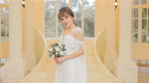 《星光》35歲女星拋震撼彈低調甜嫁小7歲尪！絕美婚照被好友曝光了 娛樂星聞