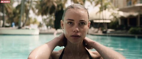 Lucy Fry Nude Pics Pagina