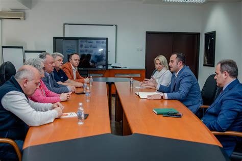 Штрајкот продолжува нема ништо ново помеѓу СОНК и Владата