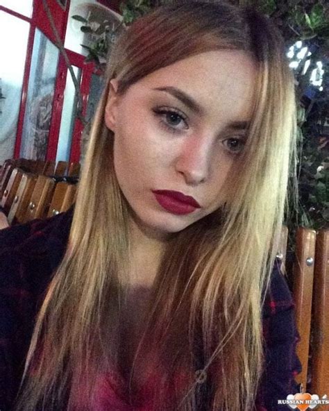 Фото красивых девушек телега