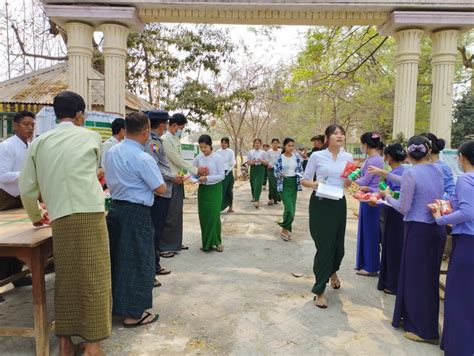 စဉ့်ကူးမြို့နယ် စီမံအုပ်ချုပ်ရေးအဖွဲ့ဥက္ကဋ္ဌနှင့် အဖွဲ့ဝင်များက တက္ကသိုလ်ဝင်စာမေးပွဲ