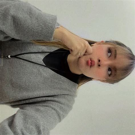 Esmeralda On Threads