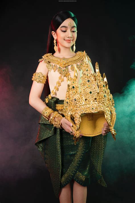 គម្រប់ខួប១០ឆ្នាំ ព្រះនាង ជេនណា កាន់តែពេញវ័យស្អាតខ្លាំង Khmerload