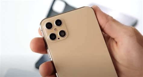 29 Iphone 12 Pro Max Gold 