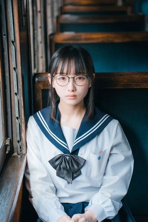 Pin On 眼鏡女子
