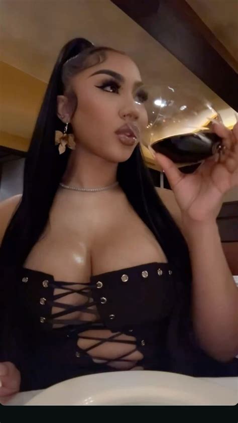 330 Best Pfp 🩷 Ideas In 2025 Pretty Selfies Cute Selfie Ideas Cute