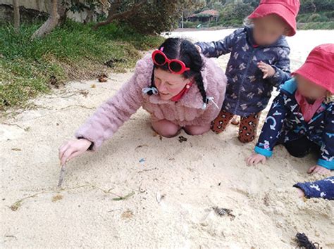 Research Dr Red Ruby Scarlet