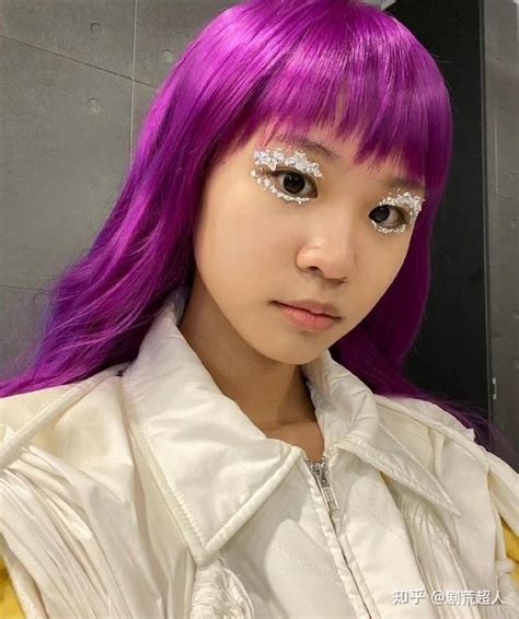 SM新女团成员照流出画面曝光奇葩造型吓坏网友 知乎