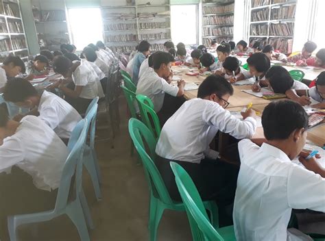 ဝက်လက်မြို့ လင်းလက်ကြယ်စင် စာကြည့်တိုက်တွင် ၇၂ နှစ်မြောက် အာဇာနည်နေ့ အထိမ်းအမှတ် စာစီစာကုံးပ