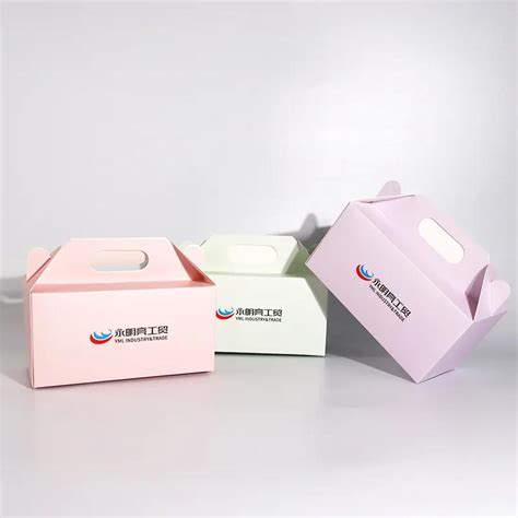 Wholesale Corrugated Kraft Iridescent Gable Boxes Food Packaging With String Handles Custom